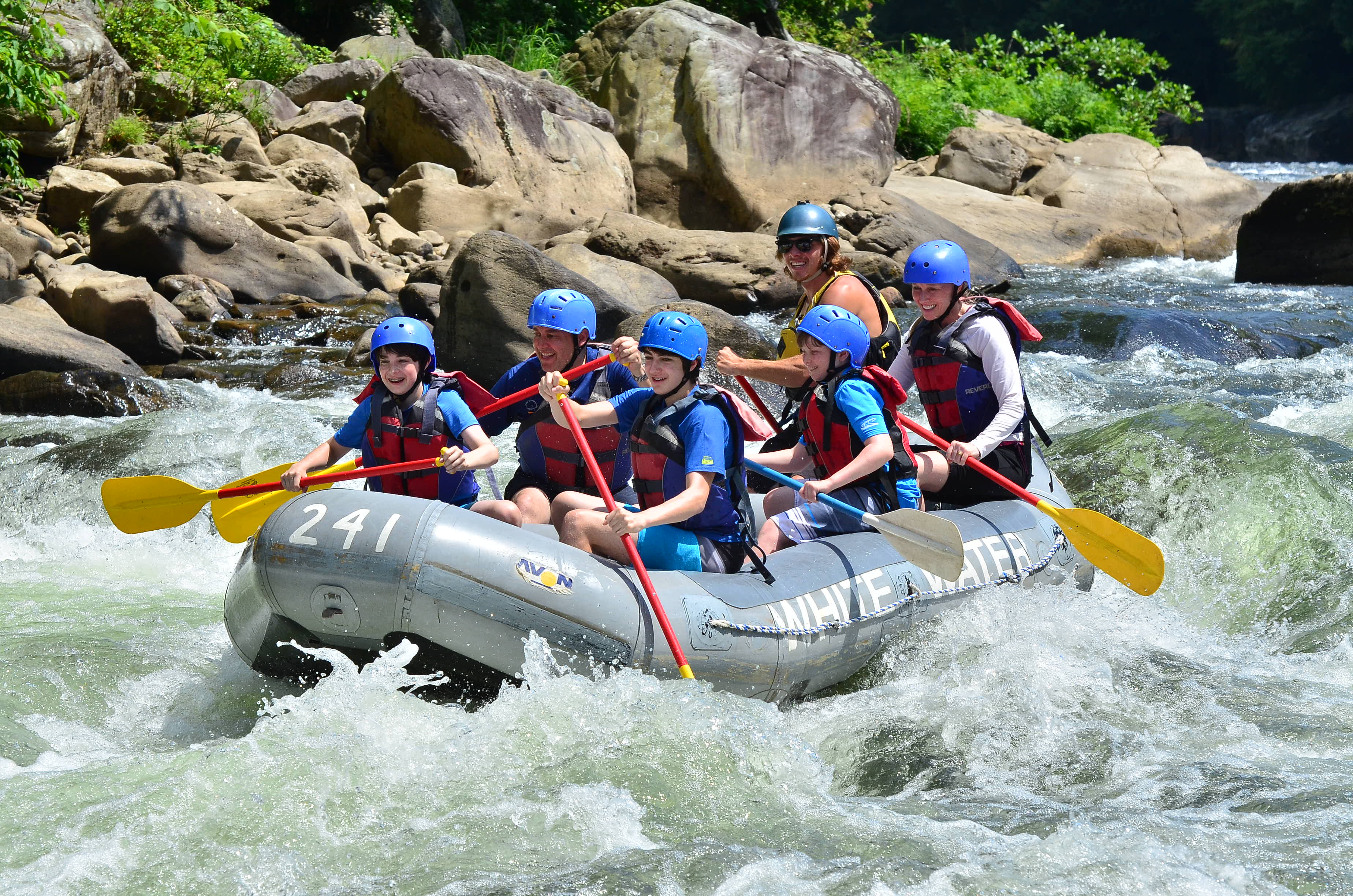 Exciting Rafting Trips - White Water Rafting